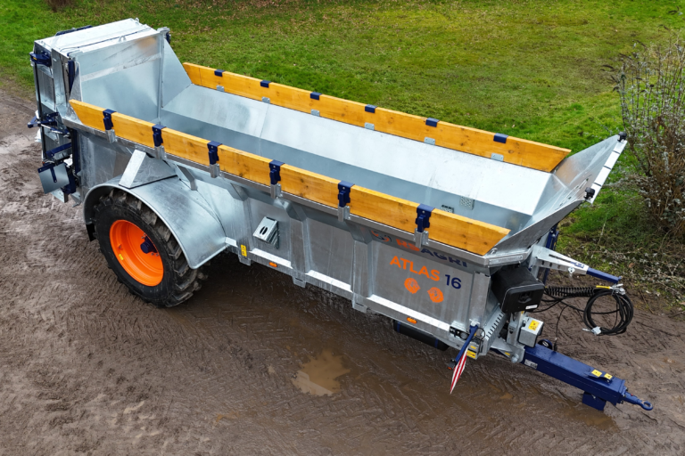 ATLAS Muck Spreader | Rear Discharge Manure Spreader